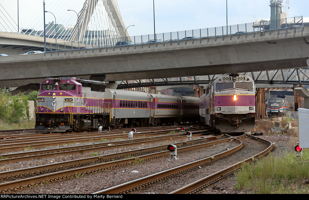 MBTA 1138 and 1001 and AMTK 822 Outbound at Bridges Just North of North Station at 5:46pm